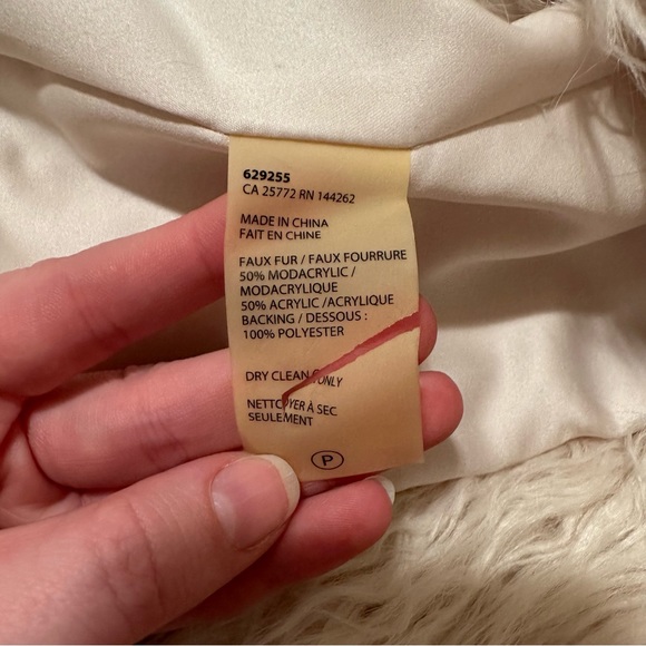 Dex | Jackets & Coats | Nwt Dex Faux Fur Cream Nude Fuzzy Outer Vest ...